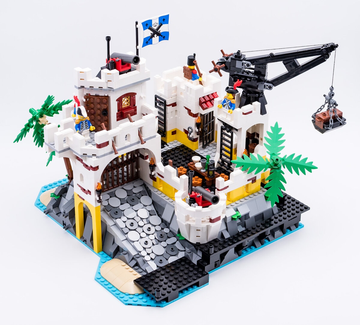 Pevnost Eldorádo 10320 - piráti připlouvají - 24BRICK